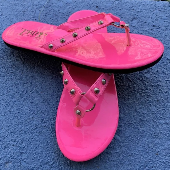 Tripp nyc | Shoes | Rare Tripp Nyc Hot Topic Grommet Pink Spike Corset ...